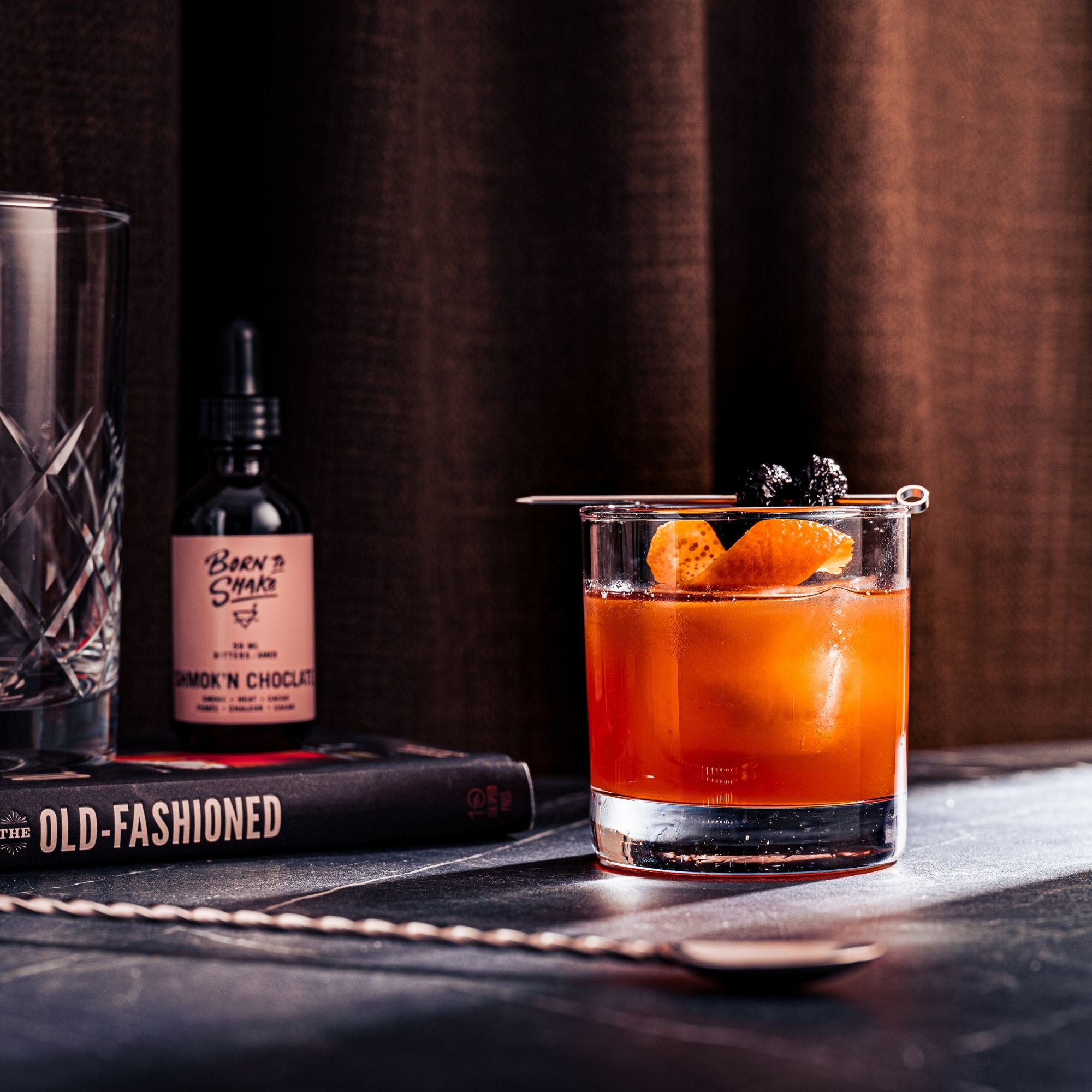 This Old Fashioned Gift Set is the Perfect Holiday Present for Whiskey ...